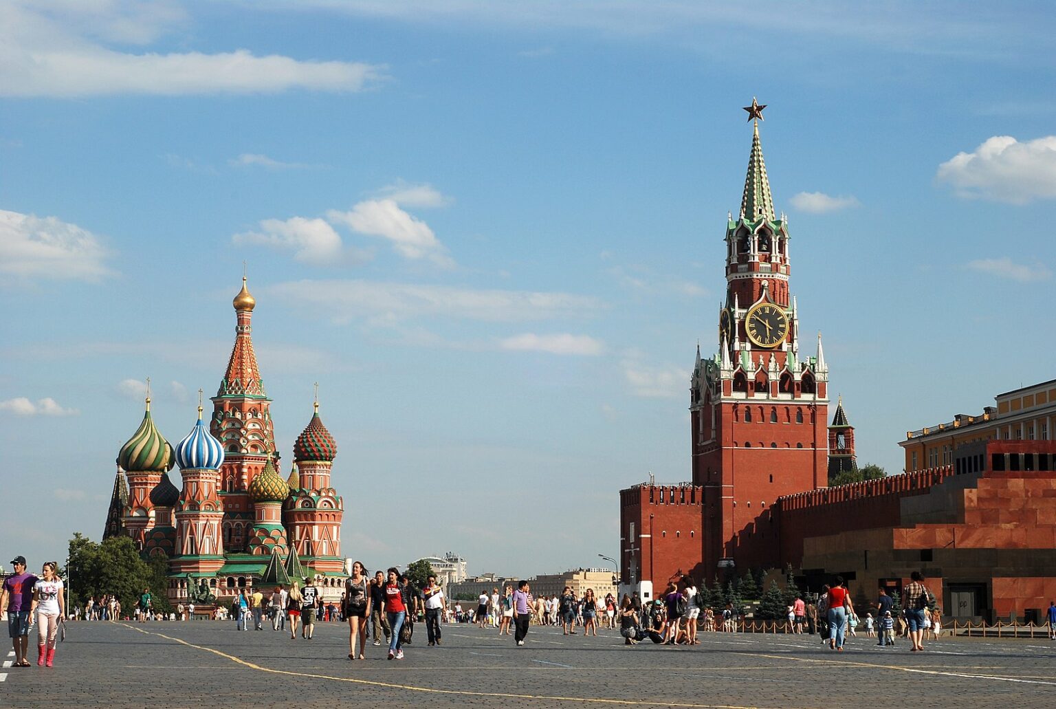 The History of the Majestic Saint Basil’s Cathedral - World Defined